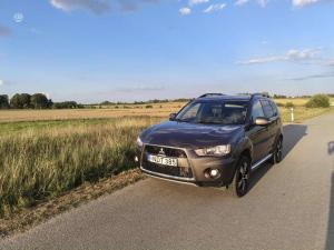 Brown Mitsubishi Outlander 2011 in Siauliai, with an engine capacity of 2.27 L and mileage of 297 thousand km for 5700 €, photo 3 on AUTOMOTO.COM.LV