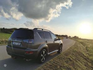 Brown Mitsubishi Outlander 2011 in Siauliai, with an engine capacity of 2.27 L and mileage of 297 thousand km for 5700 €, photo 6 on AUTOMOTO.COM.LV