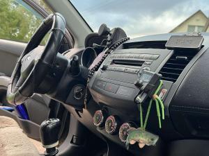 Brūns Mitsubishi Outlander 2011 Viļņa, ar dzinēja tilpumu 2.27 L un nobraukumu 293 tūkst. km par 3500 €, foto 17 vietnē AUTOMOTO.COM.LV