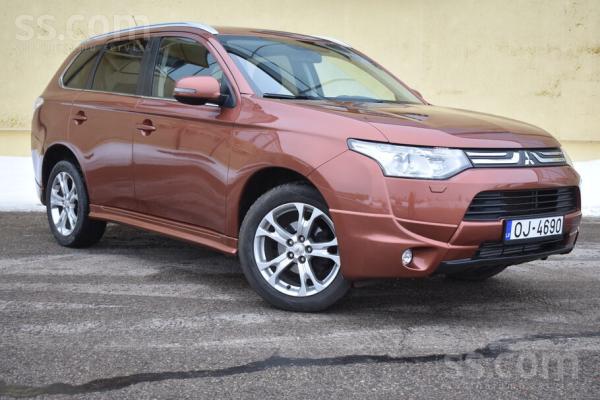 Brūns Mitsubishi Outlander 2012 Talsi, ar dzinēja tilpumu 2.20 L un nobraukumu 192 tūkst. km par 8900 €, foto 1 vietnē AUTOMOTO.COM.LV
