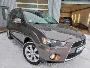 Brown Mitsubishi Outlander 2012 in Riga, with an engine capacity of 2.20 L and mileage of 270 thousand km for 6990 €, photo 7 on AUTOMOTO.COM.LV
