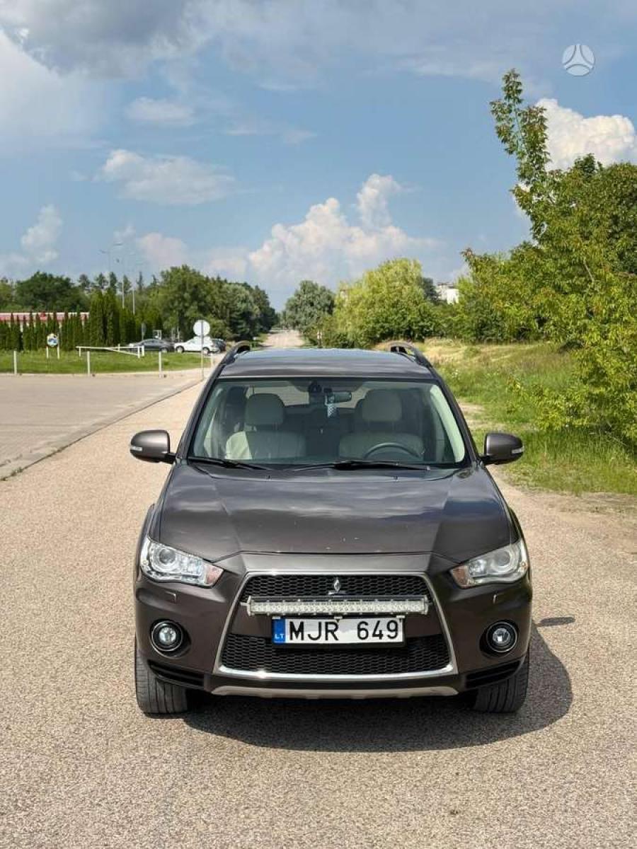 Brūns Mitsubishi Outlander 2012 Kauņa, ar dzinēja tilpumu 2.20 L un nobraukumu 270 tūkst. km par 4450 €, foto 5 vietnē AUTOMOTO.COM.LV