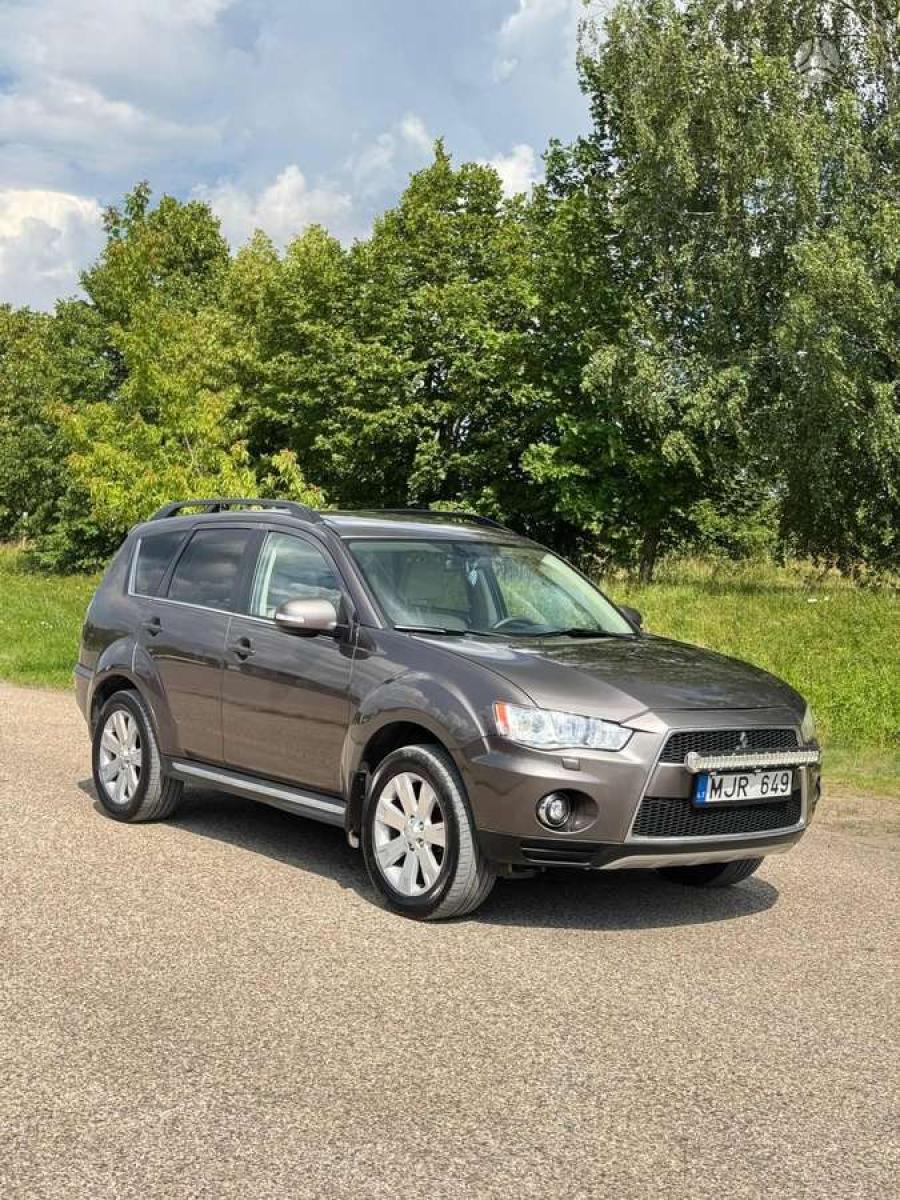 Brūns Mitsubishi Outlander 2012 Kauņa, ar dzinēja tilpumu 2.20 L un nobraukumu 270 tūkst. km par 4450 €, foto 6 vietnē AUTOMOTO.COM.LV