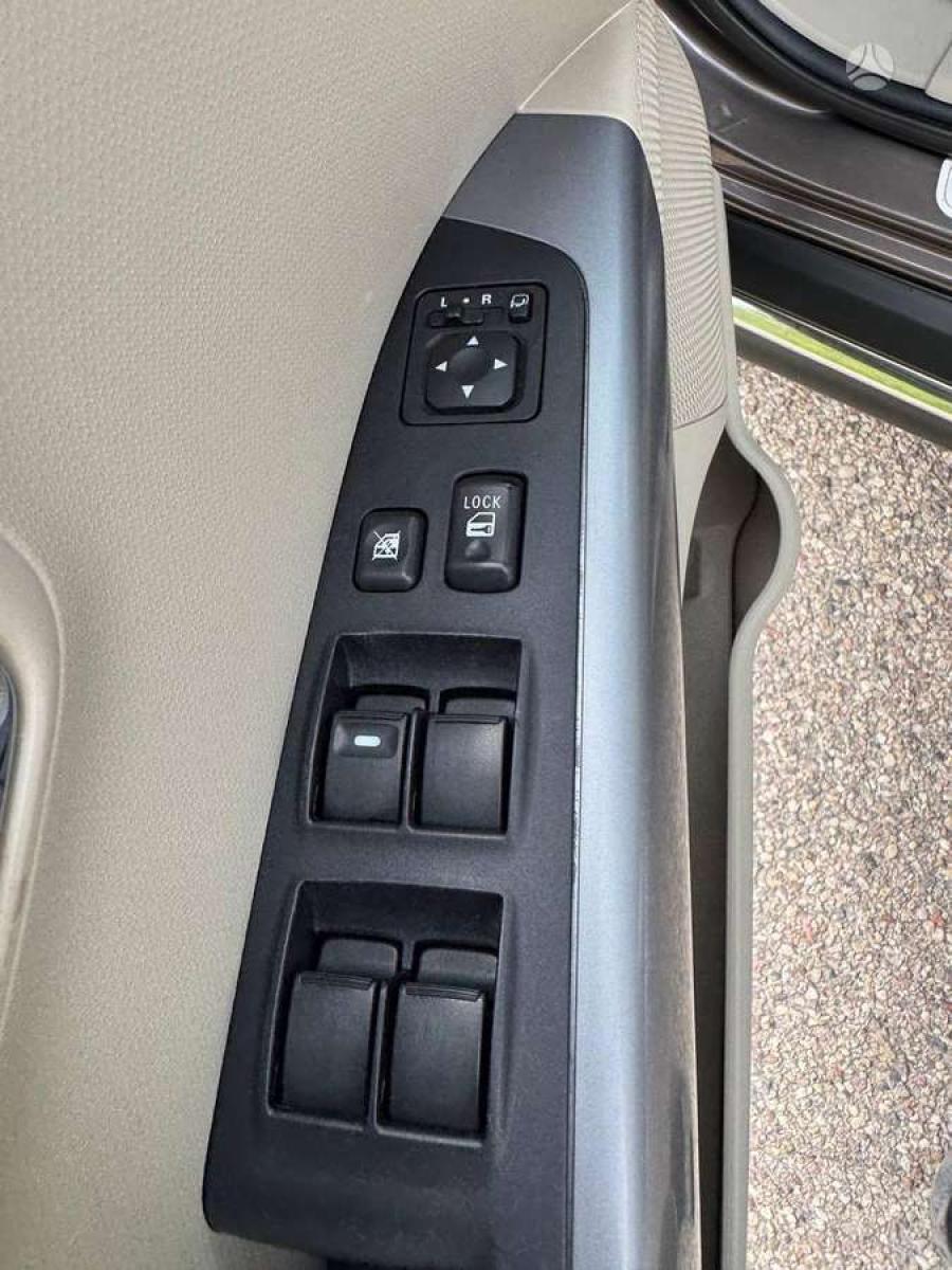 Brūns Mitsubishi Outlander 2012 Kauņa, ar dzinēja tilpumu 2.20 L un nobraukumu 270 tūkst. km par 4450 €, foto 23 vietnē AUTOMOTO.COM.LV