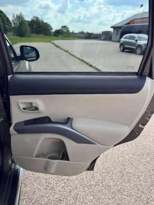 Brūns Mitsubishi Outlander 2012 Kauņa, ar dzinēja tilpumu 2.20 L un nobraukumu 270 tūkst. km par 4450 €, foto 34 vietnē AUTOMOTO.COM.LV