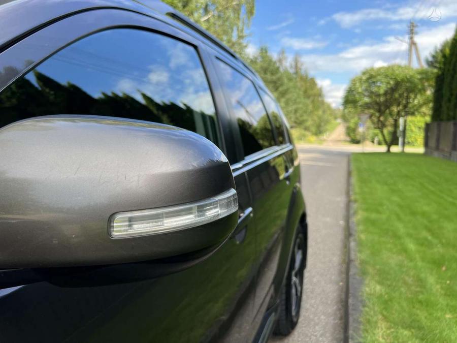 Brūns Mitsubishi Outlander 2012 Viļņa, ar dzinēja tilpumu 2.18 L un nobraukumu 262 tūkst. km par 4499 €, foto 12 vietnē AUTOMOTO.COM.LV