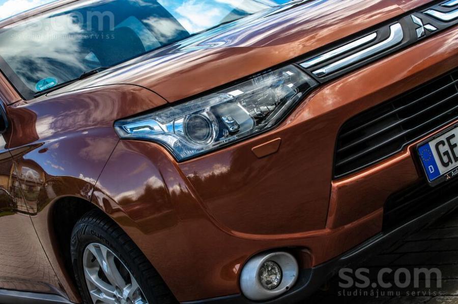 Brown Mitsubishi Outlander 2012 in Jelgava, with an engine capacity of 2.20 L and mileage of 221 thousand km for 7996 €, photo 24 on AUTOMOTO.COM.LV