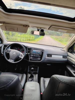 Brūns Mitsubishi Outlander 2012 Paide, ar dzinēja tilpumu 2.30 L un nobraukumu 290 tūkst. km par 8000 €, foto 13 vietnē AUTOMOTO.COM.LV