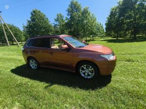 Brown Mitsubishi Outlander 2013 in Kaunas, with an engine capacity of 2.27 L and mileage of 263 thousand km for 6800 €, photo 17 on AUTOMOTO.COM.LV