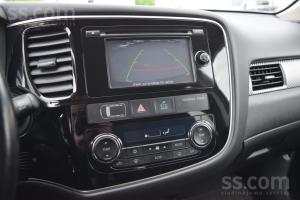 Brūns Mitsubishi Outlander 2015 Rīga, ar dzinēja tilpumu 2.00 L un nobraukumu 101 tūkst. km par 13200 €, foto 7 vietnē AUTOMOTO.COM.LV