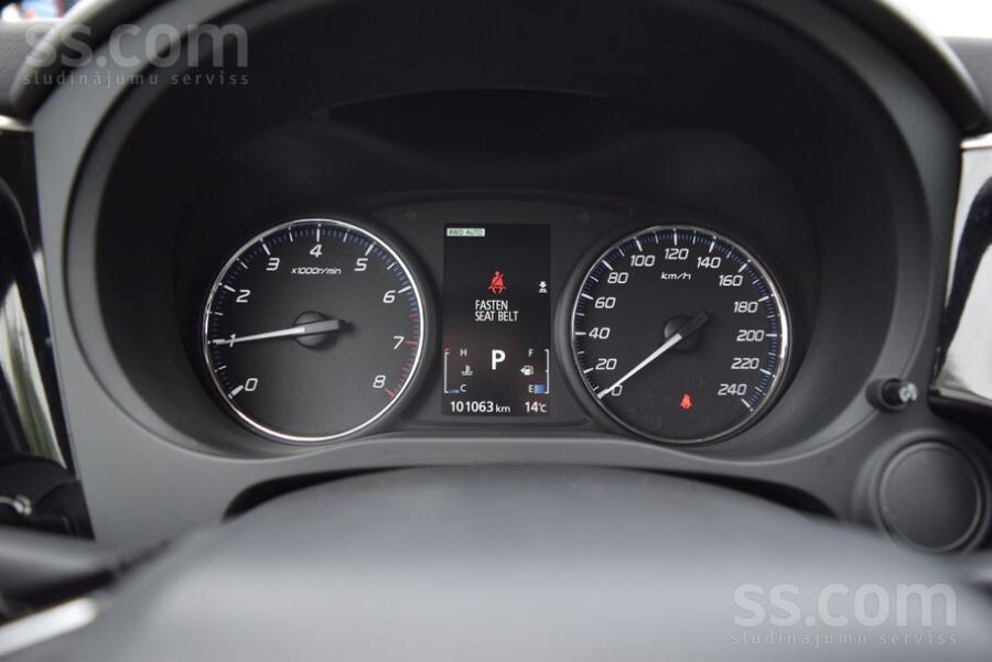 Brūns Mitsubishi Outlander 2015 Rīga, ar dzinēja tilpumu 2.00 L un nobraukumu 101 tūkst. km par 13200 €, foto 13 vietnē AUTOMOTO.COM.LV