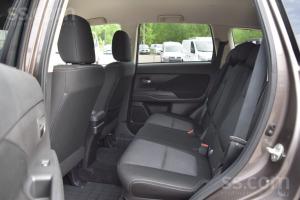 Brūns Mitsubishi Outlander 2015 Rīga, ar dzinēja tilpumu 2.00 L un nobraukumu 101 tūkst. km par 13200 €, foto 15 vietnē AUTOMOTO.COM.LV