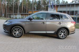 Brūns Mitsubishi Outlander 2015 Rīga, ar dzinēja tilpumu 2.00 L un nobraukumu 191 tūkst. km par 11650 €, foto 3 vietnē AUTOMOTO.COM.LV