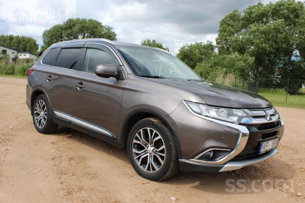 Brūns Mitsubishi Outlander 2015 Rīga, ar dzinēja tilpumu 2.00 L un nobraukumu 194 tūkst. km par 10150 €, foto 3 vietnē AUTOMOTO.COM.LV