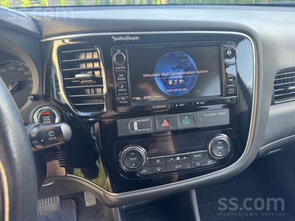Brūns Mitsubishi Outlander 2016 Rīga, ar dzinēja tilpumu 2.00 L un nobraukumu 173 tūkst. km par 13990 €, foto 6 vietnē AUTOMOTO.COM.LV