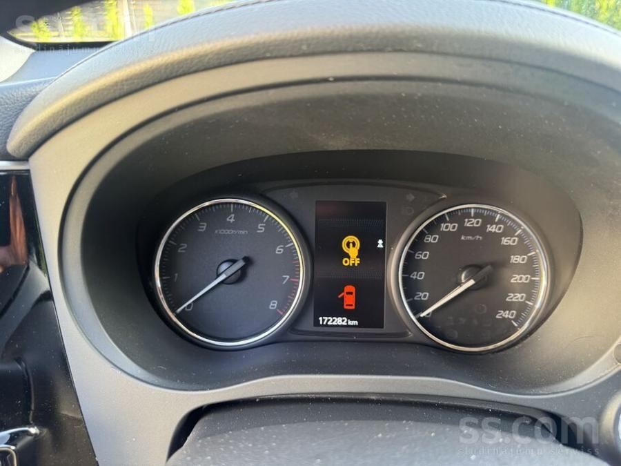 Brūns Mitsubishi Outlander 2016 Rīga, ar dzinēja tilpumu 2.00 L un nobraukumu 173 tūkst. km par 13990 €, foto 8 vietnē AUTOMOTO.COM.LV