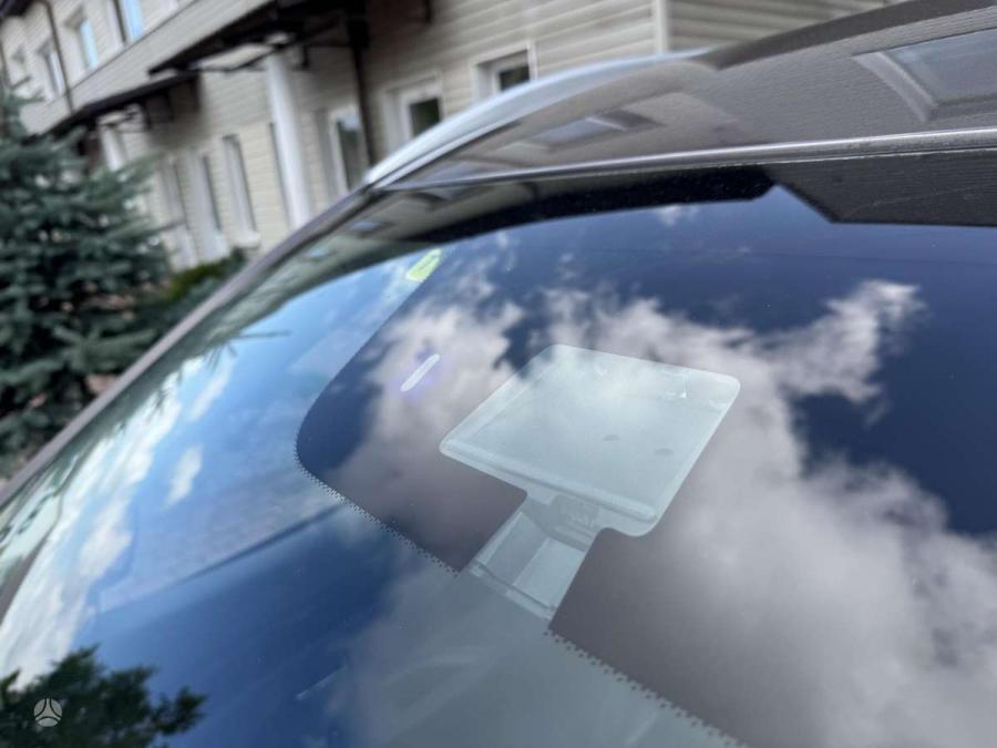 Brown Mitsubishi Outlander 2016 in Vilnius, with an engine capacity of 2.27 L and mileage of 293 thousand km for 9270 €, photo 12 on AUTOMOTO.COM.LV