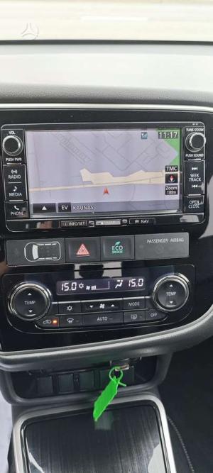 Brūns Mitsubishi Outlander 2016 Kauņa, ar dzinēja tilpumu 2.00 L un nobraukumu 246 tūkst. km par 9999 €, foto 26 vietnē AUTOMOTO.COM.LV
