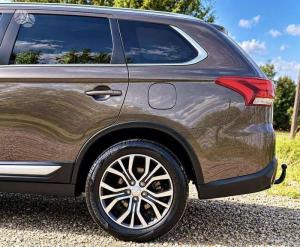 Brūns Mitsubishi Outlander 2016 Šauļi, ar dzinēja tilpumu 2.27 L un nobraukumu 209 tūkst. km par 14750 €, foto 13 vietnē AUTOMOTO.COM.LV