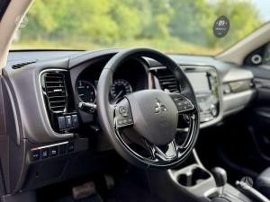 Brūns Mitsubishi Outlander 2016 Šauļi, ar dzinēja tilpumu 2.27 L un nobraukumu 209 tūkst. km par 14750 €, foto 29 vietnē AUTOMOTO.COM.LV