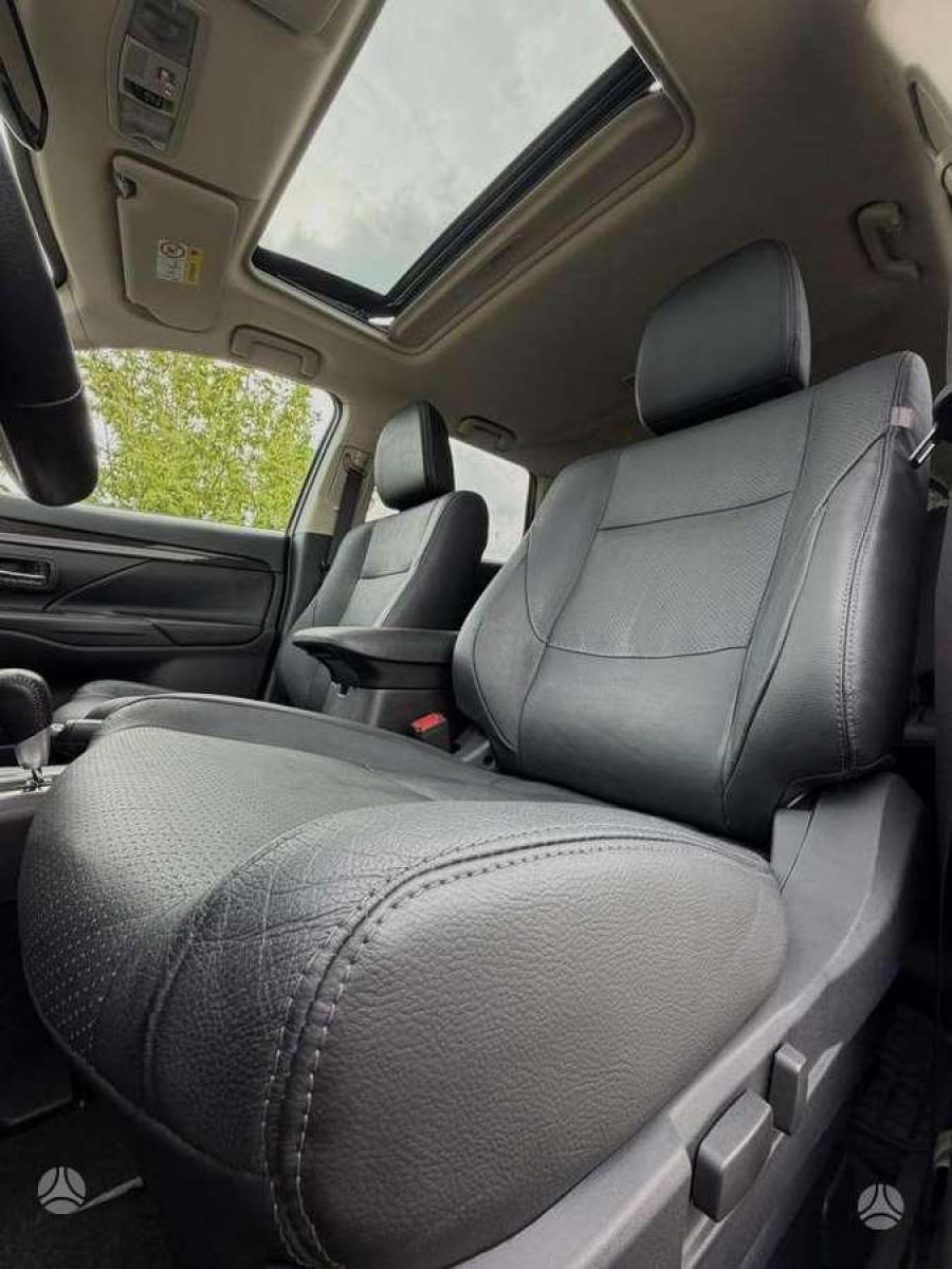 Brūns Mitsubishi Outlander 2016 Šauļi, ar dzinēja tilpumu 2.27 L un nobraukumu 209 tūkst. km par 14750 €, foto 31 vietnē AUTOMOTO.COM.LV
