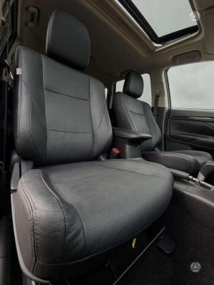Brūns Mitsubishi Outlander 2016 Šauļi, ar dzinēja tilpumu 2.27 L un nobraukumu 209 tūkst. km par 14750 €, foto 32 vietnē AUTOMOTO.COM.LV