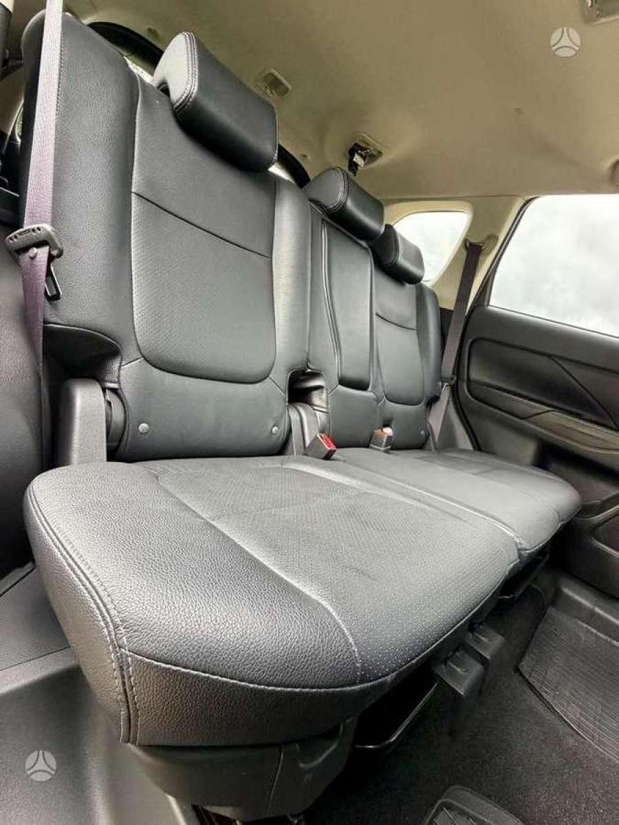 Brūns Mitsubishi Outlander 2016 Šauļi, ar dzinēja tilpumu 2.27 L un nobraukumu 209 tūkst. km par 14750 €, foto 34 vietnē AUTOMOTO.COM.LV