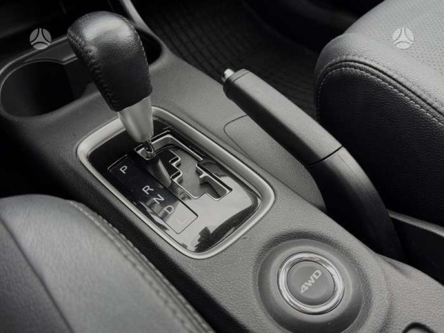 Brūns Mitsubishi Outlander 2016 Šauļi, ar dzinēja tilpumu 2.27 L un nobraukumu 209 tūkst. km par 14750 €, foto 43 vietnē AUTOMOTO.COM.LV