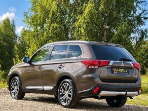 Brūns Mitsubishi Outlander 2016 Šauļi, ar dzinēja tilpumu 2.27 L un nobraukumu 209 tūkst. km par 14750 €, foto 4 vietnē AUTOMOTO.COM.LV