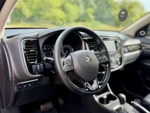 Brūns Mitsubishi Outlander 2016 Šauļi, ar dzinēja tilpumu 2.27 L un nobraukumu 209 tūkst. km par 14750 €, foto 29 vietnē AUTOMOTO.COM.LV