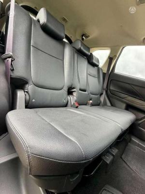 Brūns Mitsubishi Outlander 2016 Šauļi, ar dzinēja tilpumu 2.27 L un nobraukumu 209 tūkst. km par 14750 €, foto 34 vietnē AUTOMOTO.COM.LV