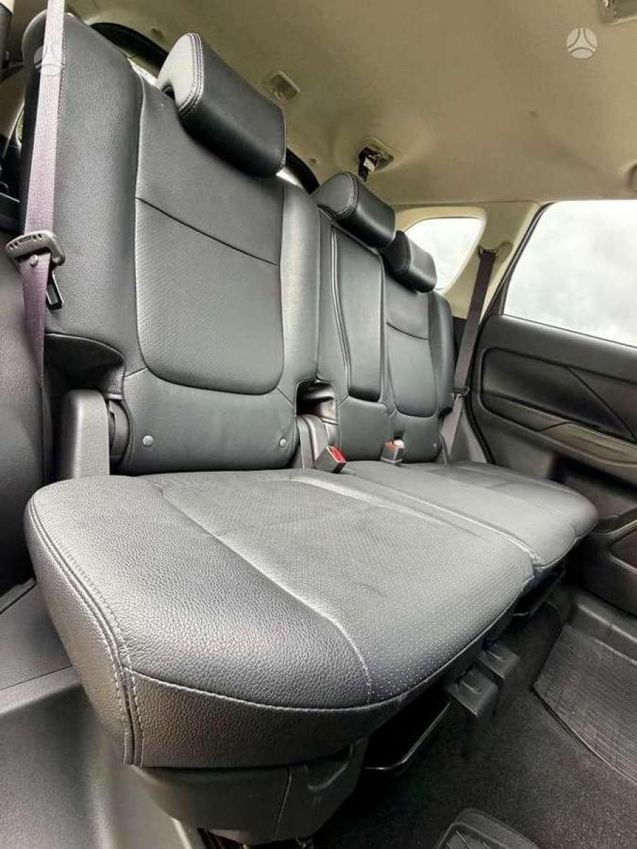Brūns Mitsubishi Outlander 2016 Šauļi, ar dzinēja tilpumu 2.27 L un nobraukumu 209 tūkst. km par 14750 €, foto 34 vietnē AUTOMOTO.COM.LV