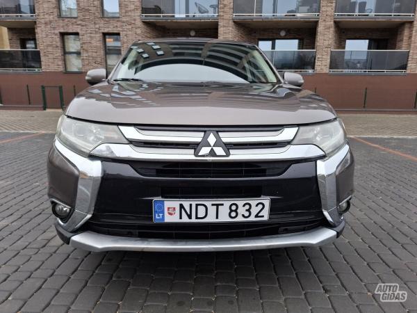 Brūns Mitsubishi Outlander 2017 Kauņa, ar dzinēja tilpumu 2.40 L un nobraukumu 150 tūkst. km par 10200 €, foto 2 vietnē AUTOMOTO.COM.LV