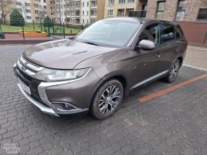 Brūns Mitsubishi Outlander 2017 Kauņa, ar dzinēja tilpumu 2.40 L un nobraukumu 150 tūkst. km par 10200 €, foto 3 vietnē AUTOMOTO.COM.LV