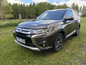Brūns Mitsubishi Outlander 2017 Šauļi, ar dzinēja tilpumu 2.00 L un nobraukumu 126 tūkst. km par 13000 €, foto  vietnē AUTOMOTO.COM.LV