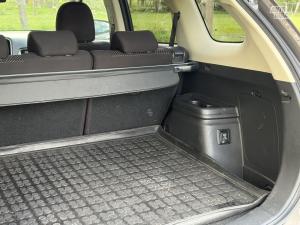 Brown Mitsubishi Outlander 2017 in Siauliai, with an engine capacity of 2.00 L and mileage of 126 thousand km for 13000 €, photo 9 on AUTOMOTO.COM.LV