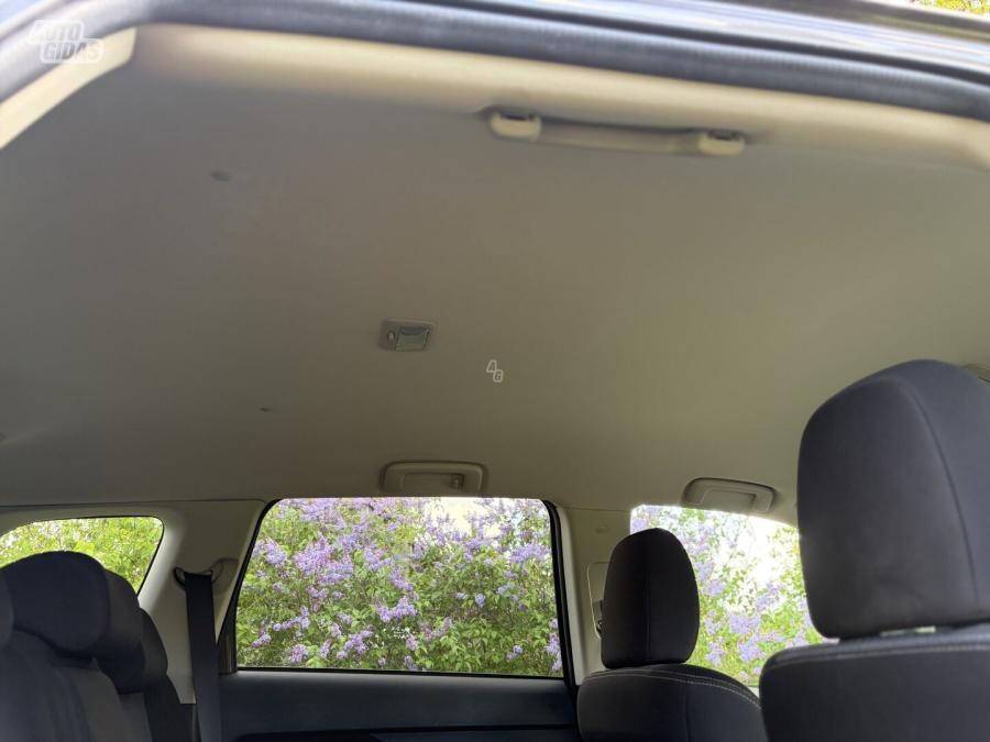 Brown Mitsubishi Outlander 2017 in Siauliai, with an engine capacity of 2.00 L and mileage of 126 thousand km for 13000 €, photo 14 on AUTOMOTO.COM.LV