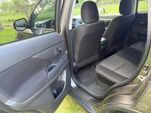 Brown Mitsubishi Outlander 2017 in Siauliai, with an engine capacity of 2.00 L and mileage of 126 thousand km for 13000 €, photo 19 on AUTOMOTO.COM.LV