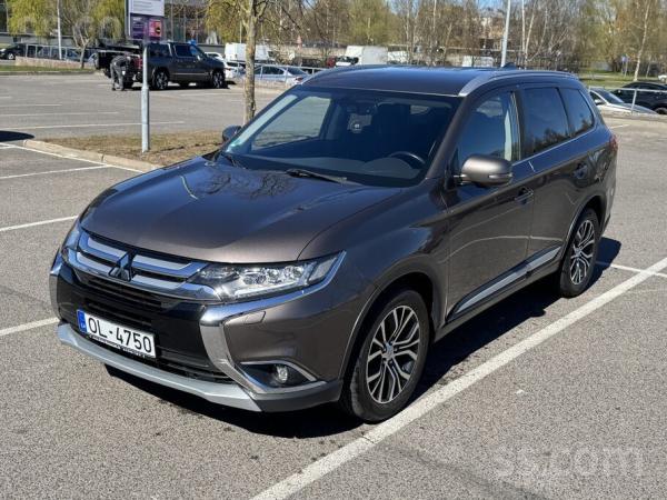 Brūns Mitsubishi Outlander 2017 Rīga, ar dzinēja tilpumu 2.30 L un nobraukumu 184 tūkst. km par 11900 €, foto 1 vietnē AUTOMOTO.COM.LV