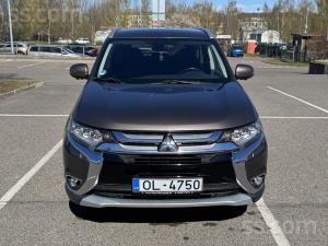 Brūns Mitsubishi Outlander 2017 Rīga, ar dzinēja tilpumu 2.30 L un nobraukumu 184 tūkst. km par 11900 €, foto 9 vietnē AUTOMOTO.COM.LV