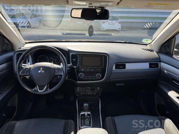 Brūns Mitsubishi Outlander 2017 Rīga, ar dzinēja tilpumu 2.30 L un nobraukumu 184 tūkst. km par 11900 €, foto 9 vietnē AUTOMOTO.COM.LV