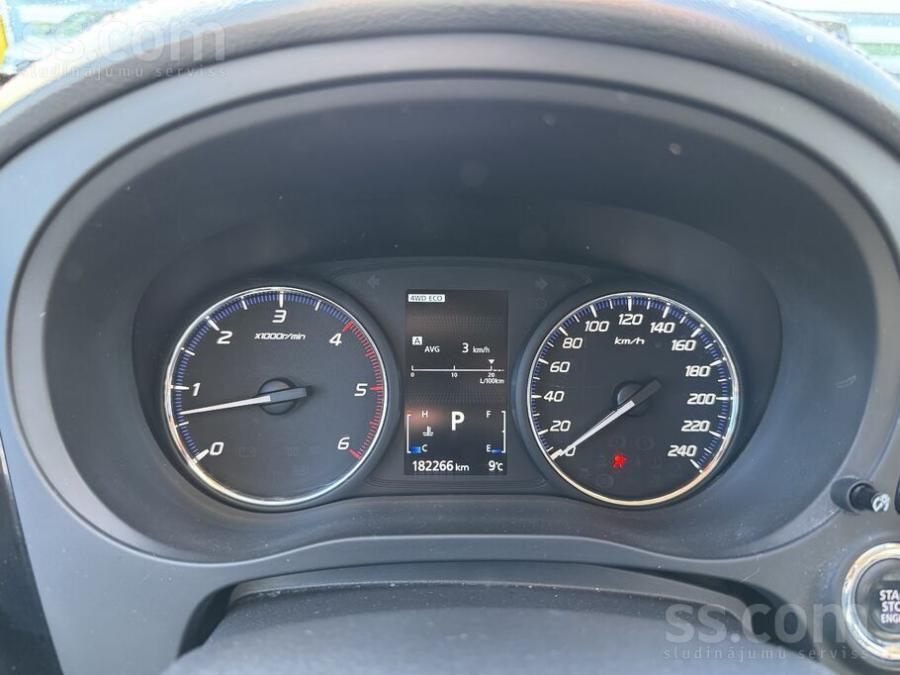 Brūns Mitsubishi Outlander 2017 Rīga, ar dzinēja tilpumu 2.30 L un nobraukumu 184 tūkst. km par 11900 €, foto 11 vietnē AUTOMOTO.COM.LV