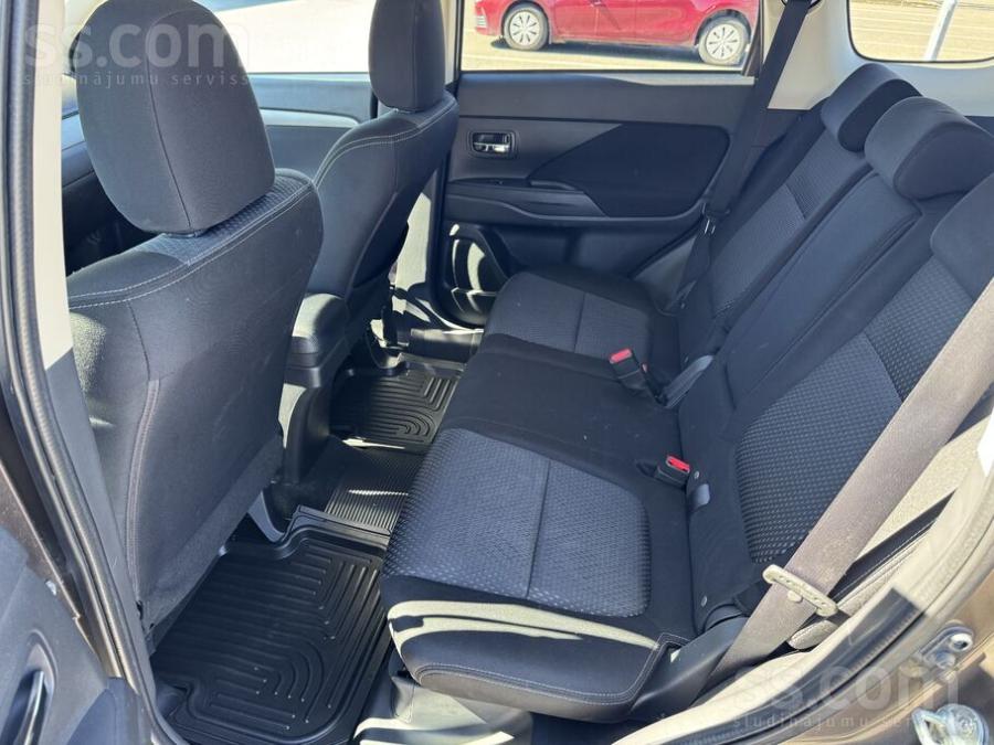 Brūns Mitsubishi Outlander 2017 Rīga, ar dzinēja tilpumu 2.30 L un nobraukumu 184 tūkst. km par 11900 €, foto 21 vietnē AUTOMOTO.COM.LV