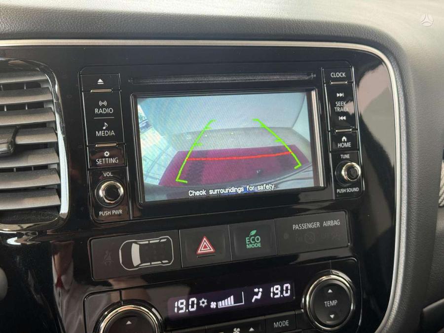 Brūns Mitsubishi Outlander 2017 Šauļi, ar dzinēja tilpumu 2.00 L un nobraukumu 128 tūkst. km par 13900 €, foto 16 vietnē AUTOMOTO.COM.LV
