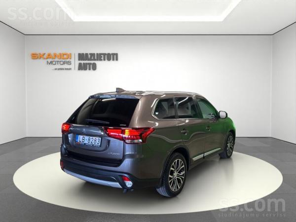 Brūns Mitsubishi Outlander 2017 Rīga, ar dzinēja tilpumu 2.00 L un nobraukumu 105 tūkst. km par 14990 €, foto 7 vietnē AUTOMOTO.COM.LV