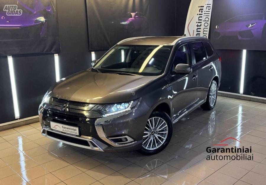 Brūns Mitsubishi Outlander 2019 Avižieniai, ar dzinēja tilpumu 2.40 L un nobraukumu 145 tūkst. km par 17500 €, foto 1 vietnē AUTOMOTO.COM.LV