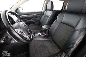 Brūns Mitsubishi Outlander 2019 Avižieniai, ar dzinēja tilpumu 2.40 L un nobraukumu 145 tūkst. km par 17500 €, foto 9 vietnē AUTOMOTO.COM.LV