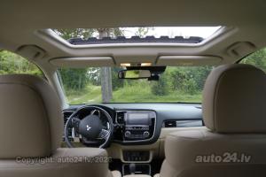 Brūns Mitsubishi Outlander 2019 Tallina, ar dzinēja tilpumu 2.00 L un nobraukumu 153 tūkst. km par 18000 €, foto 16 vietnē AUTOMOTO.COM.LV