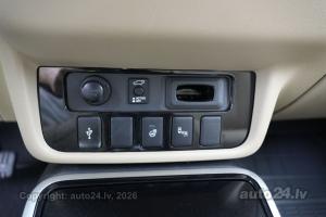 Brūns Mitsubishi Outlander 2019 Tallina, ar dzinēja tilpumu 2.00 L un nobraukumu 153 tūkst. km par 18000 €, foto 18 vietnē AUTOMOTO.COM.LV