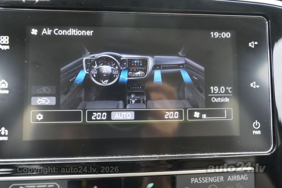 Brūns Mitsubishi Outlander 2019 Tallina, ar dzinēja tilpumu 2.00 L un nobraukumu 153 tūkst. km par 18000 €, foto 24 vietnē AUTOMOTO.COM.LV